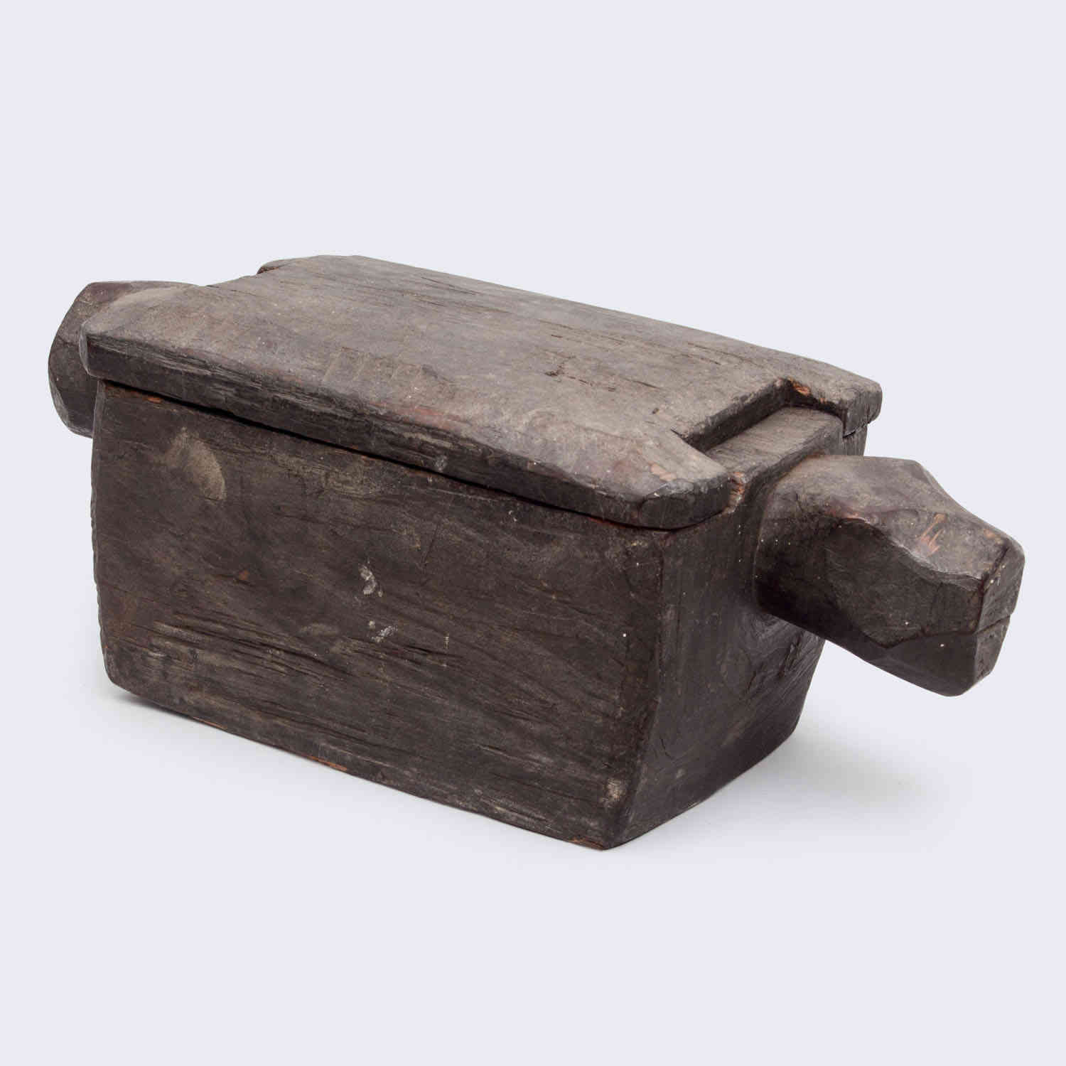 An Ifugao “Punamhan” Ritual box