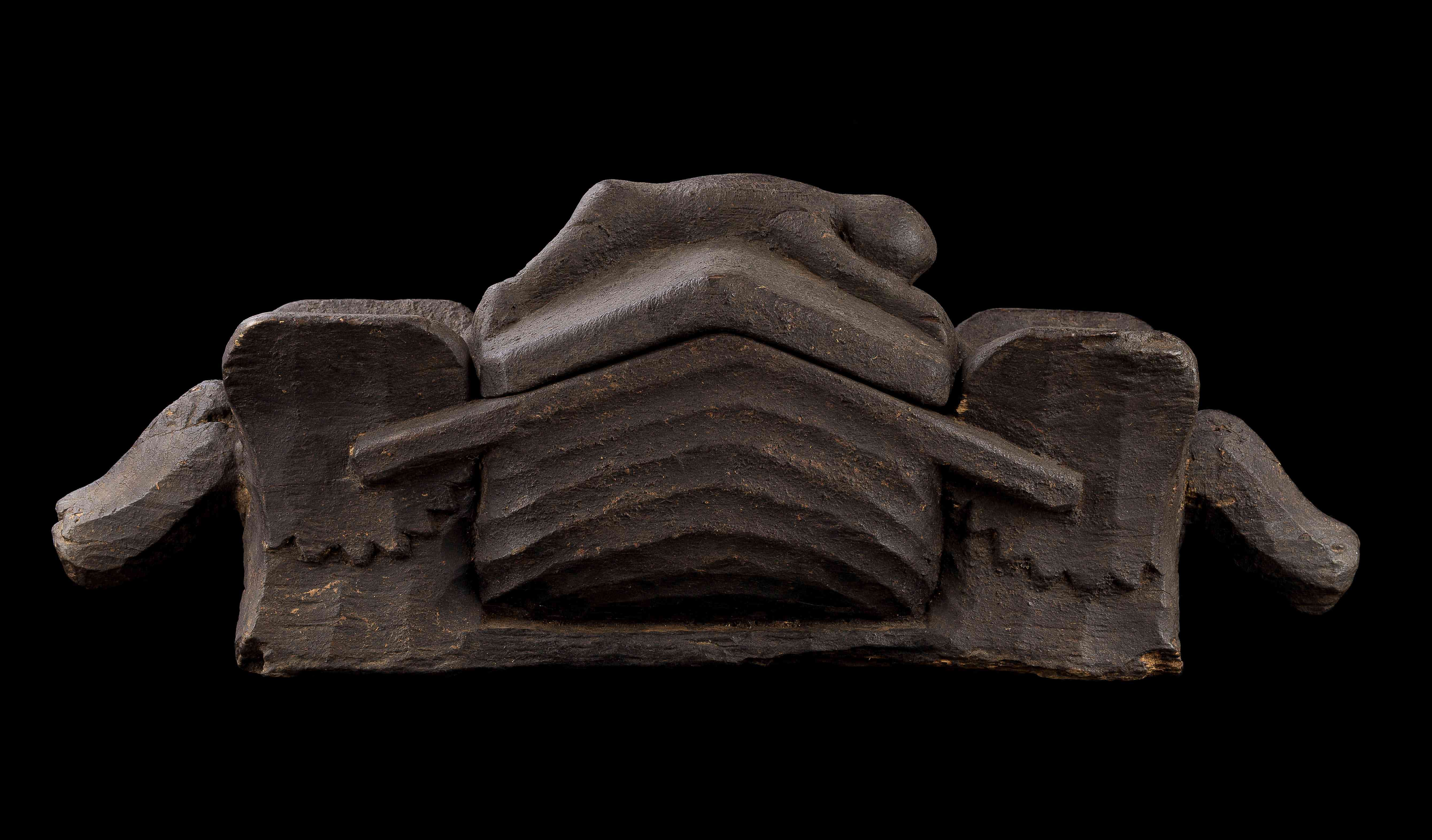 An old Ifugao punamhan box in the form of a hagabi