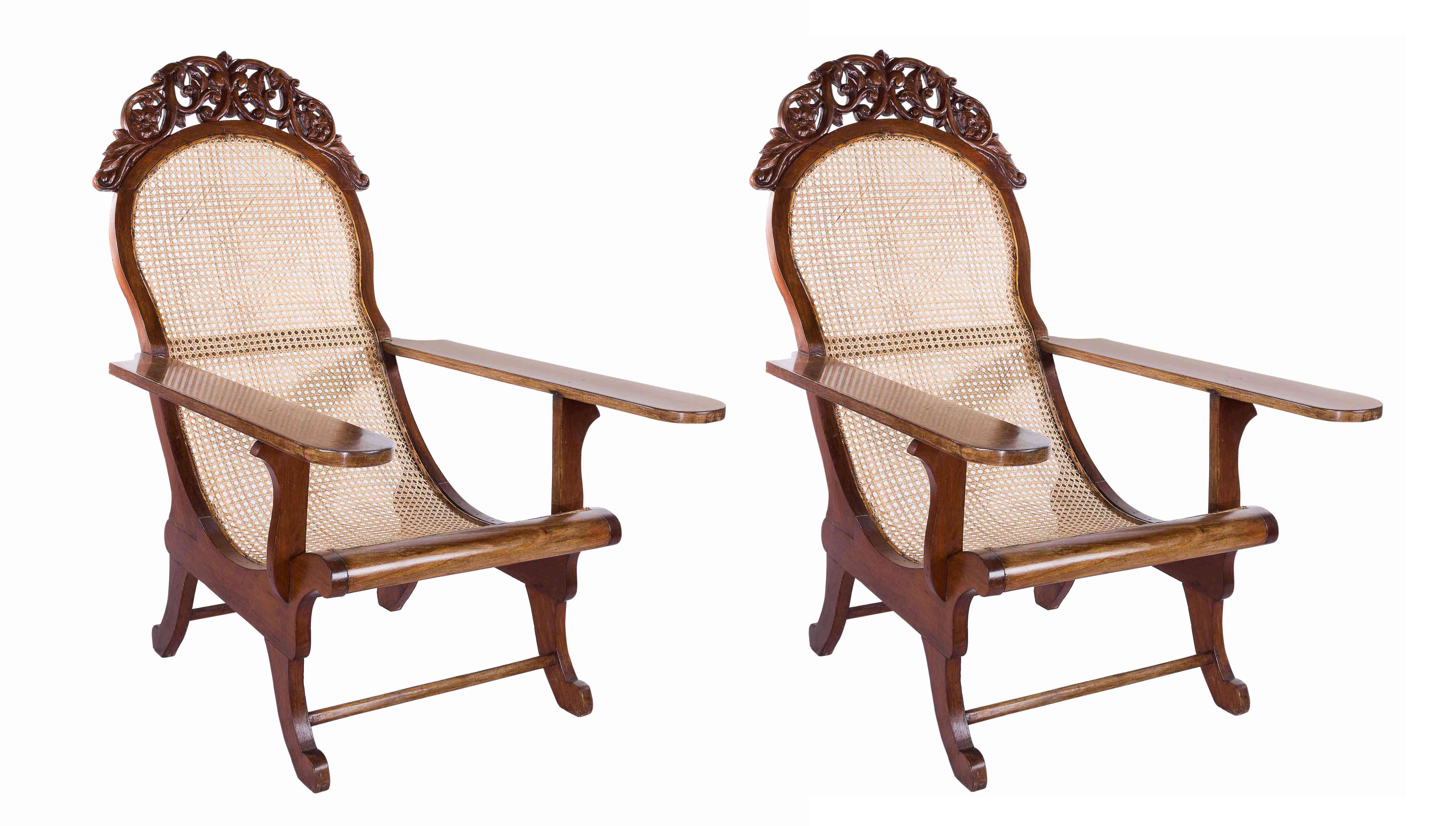 A pair of butaca chairs - 1st Quarter, 20th Century
