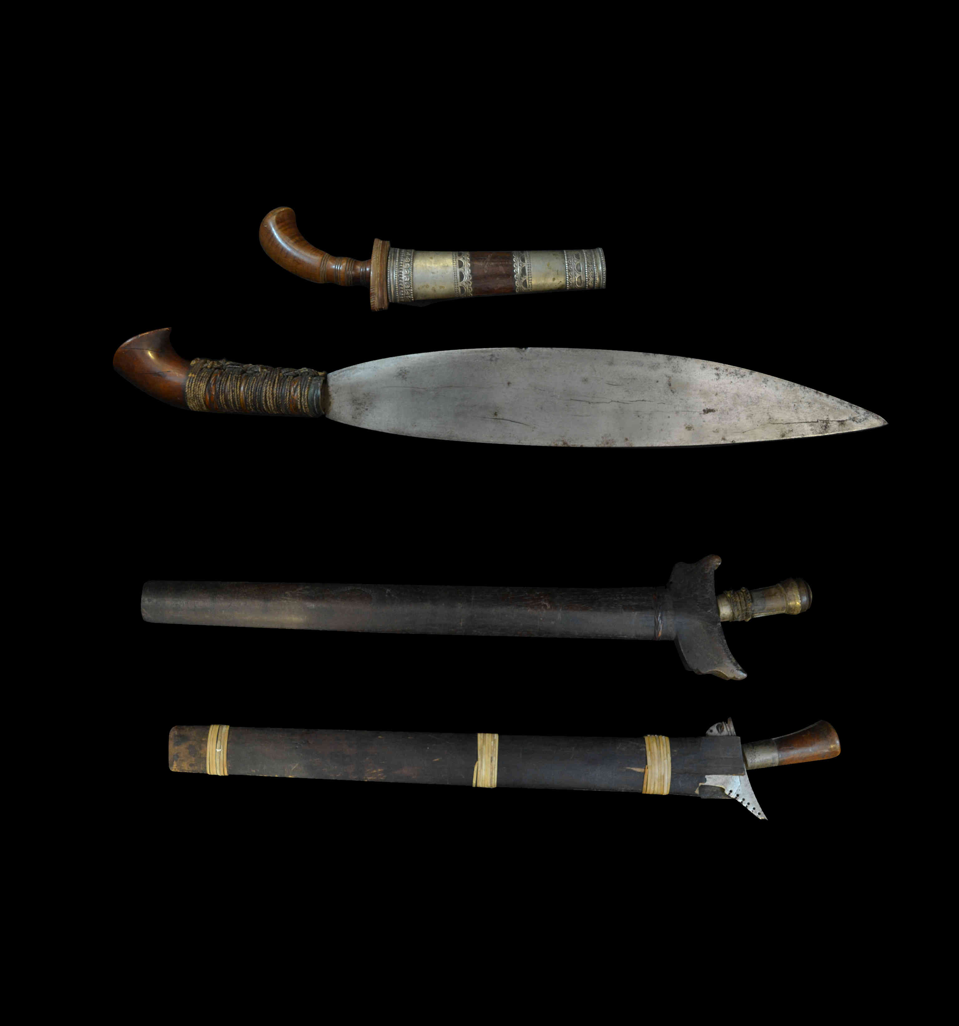 - A Lot of Four Fine Moro Weapons (2 Kris, 1 Barong and 1 dagger)