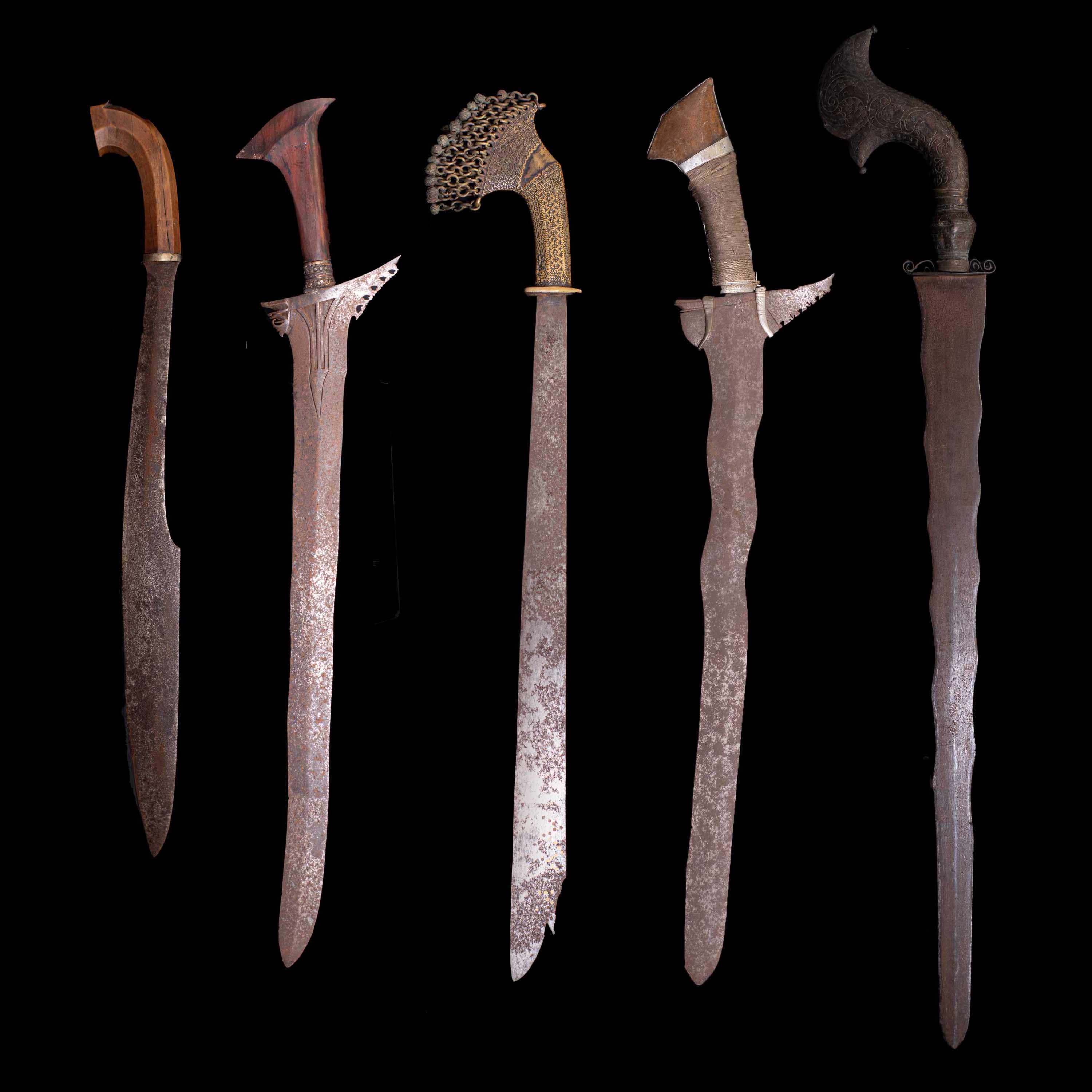 - A lot of 5 assorted antique Moro swords