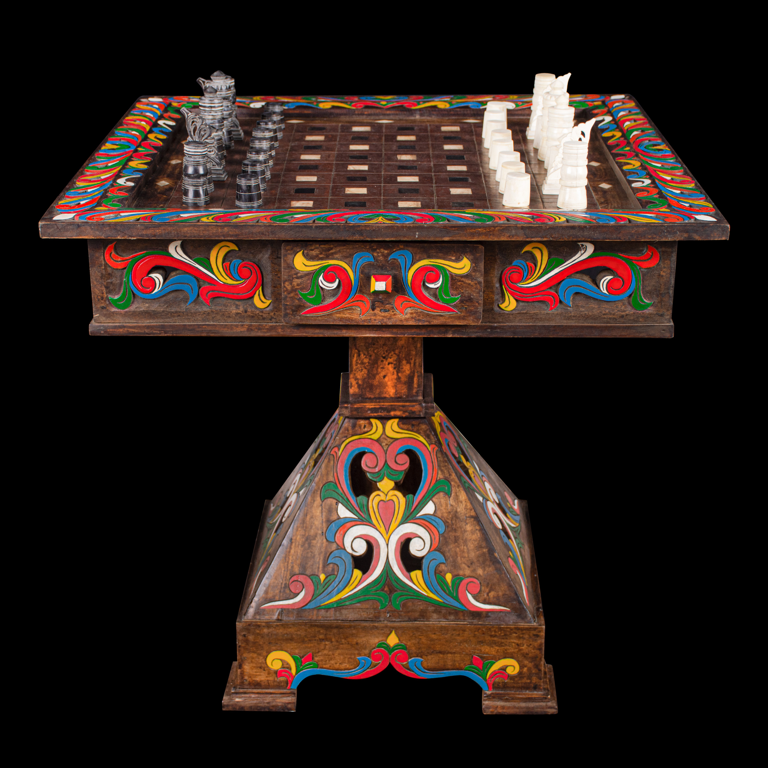 - Maranao chess set Satwaran/Taroda