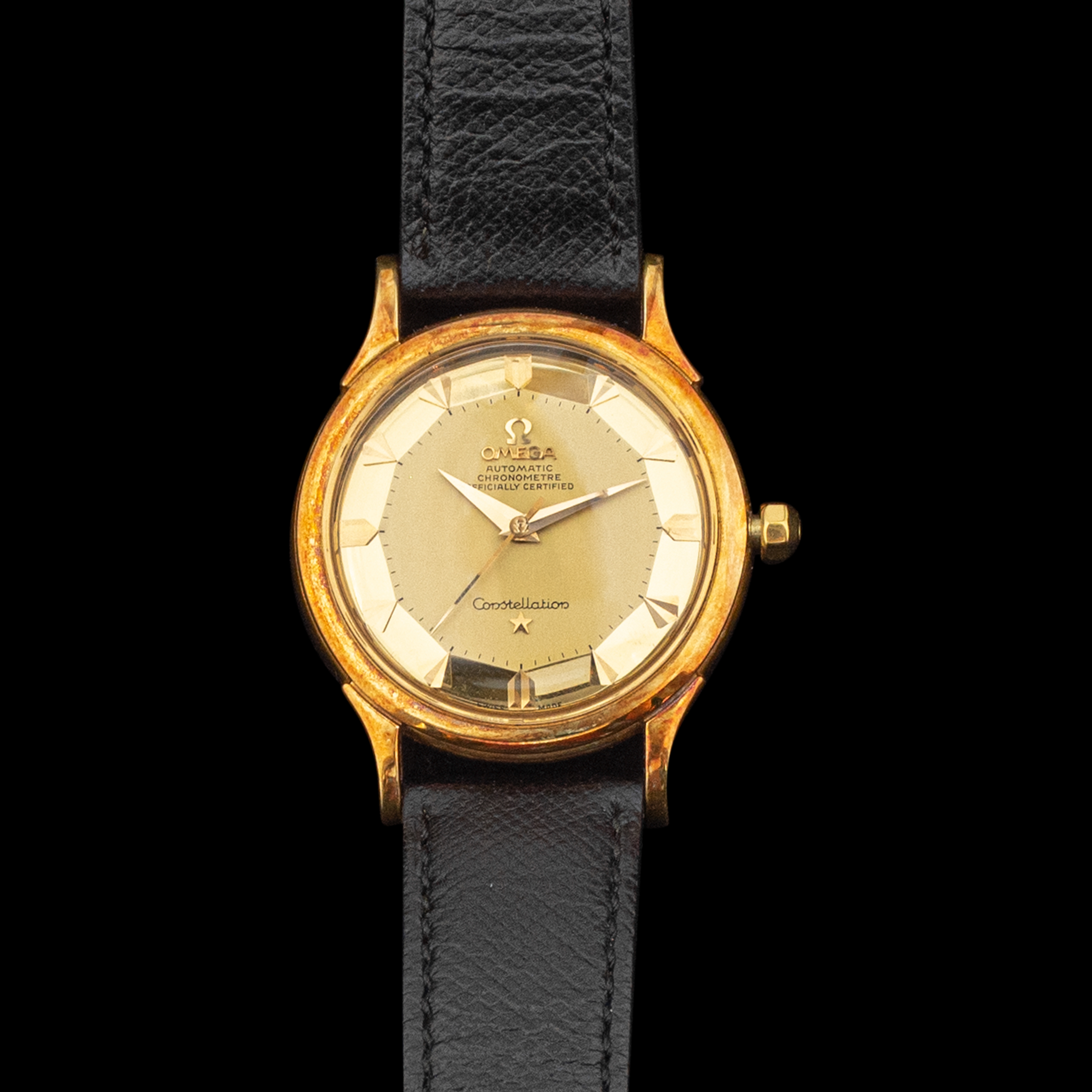 Omega - A 1956 Constellation "De Luxe" in 18k yellow gold