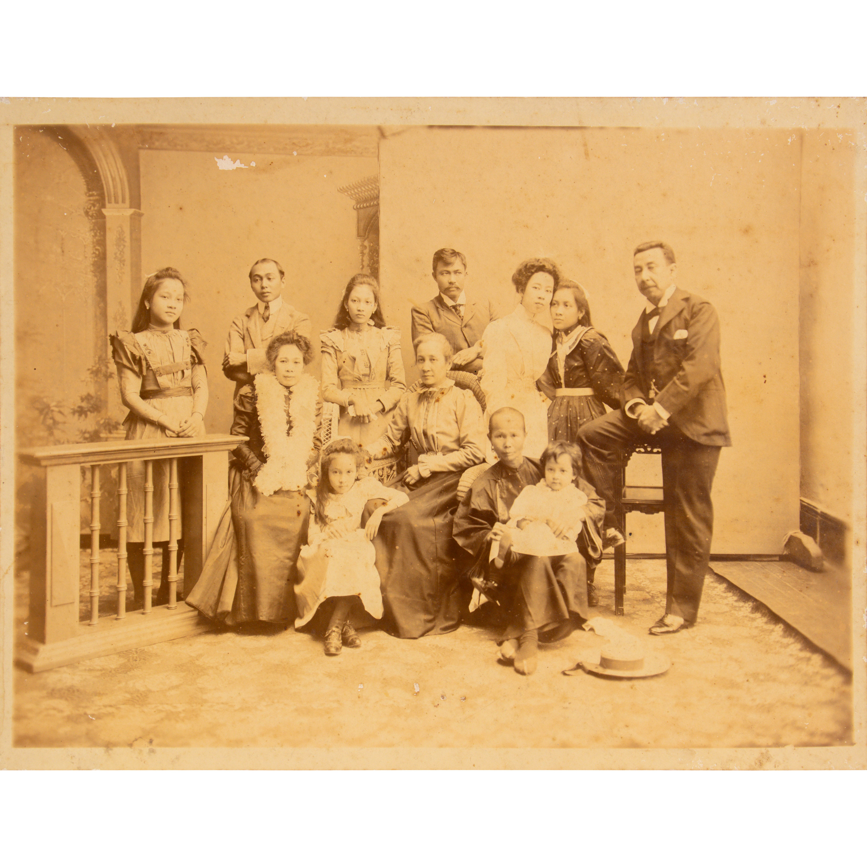 - A photograph of Marcela Mariño de Agoncillo surrounded by her family